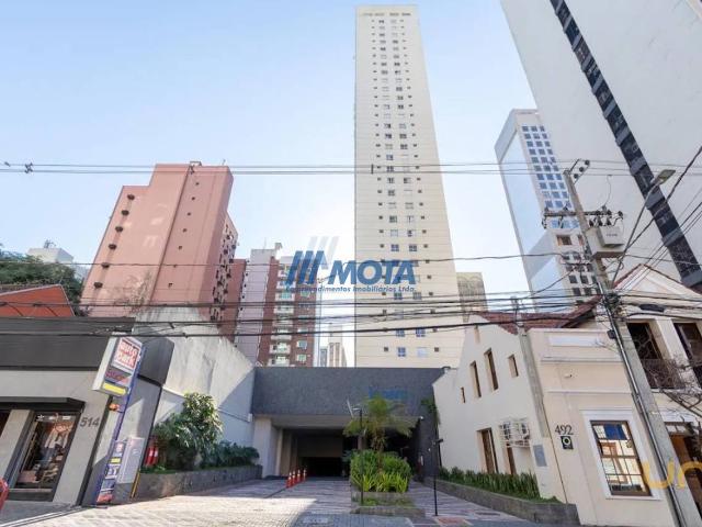 Apartamento na Emiliano Perneta Centro Curitiba PR, aluguel por R$ 2.300