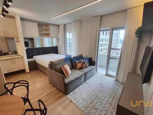 Apartamento na Emiliano Perneta Centro Curitiba PR, aluguel por R$ 3.000