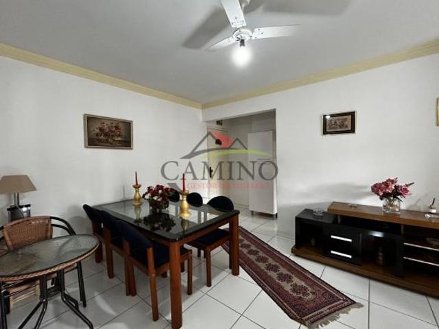 APARTAMENTO NA ENSEADA 2 DORMITÓRIOS – PRÓXIMO À PRAIA!