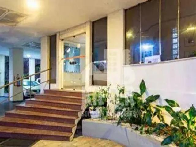 Apartamento na Estrada Leopoldo Froes