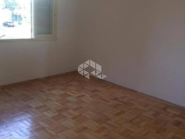 Apartamento na Eudoro Berlink com 2 dormitórios, próximo do Zaffari da Anita