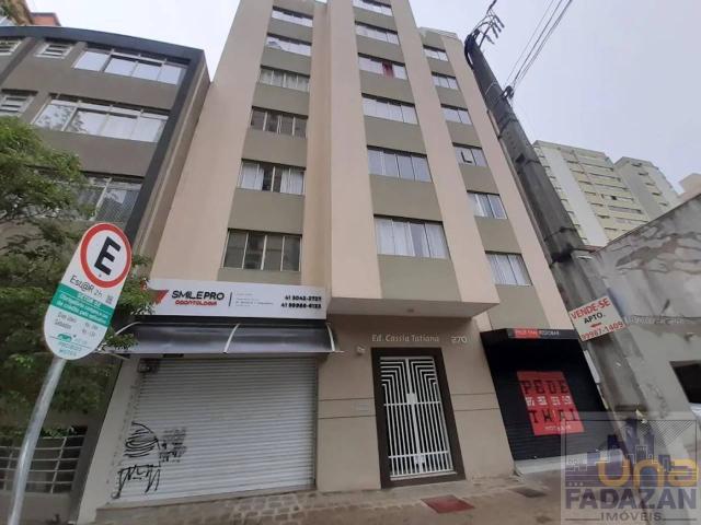 Apartamento na Francisco Torres Centro Curitiba PR, aluguel por R$ 1.100