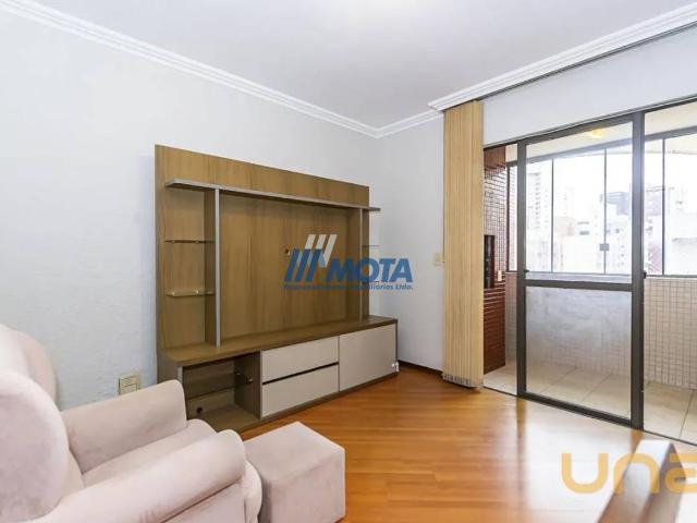 Apartamento na Governador Agamenon Magalhães Cristo Rei Curitiba PR, aluguel por R$ 2.950