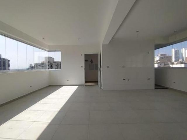 Apartamento na Guilhermina