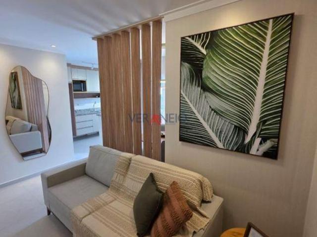 Apartamento na Guilhermina em Praia Grande SP, 1 dormitório com suíte