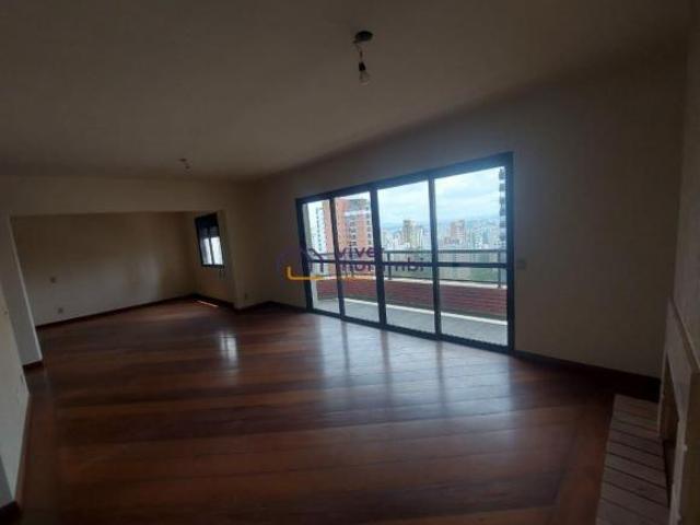 Apartamento na José Galante