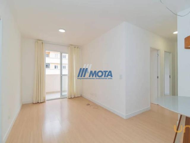 Apartamento na José Zaleski Capão Raso Curitiba PR, aluguel por R$ 2.600