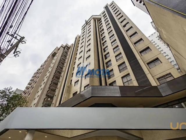 Apartamento na Lamenha Lins Centro Curitiba PR, aluguel por R$ 1.700