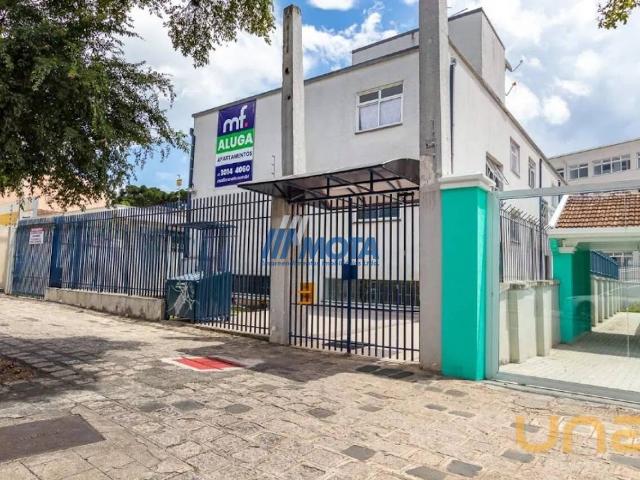 Apartamento na Lamenha Lins Centro Curitiba PR, aluguel por R$ 2.000