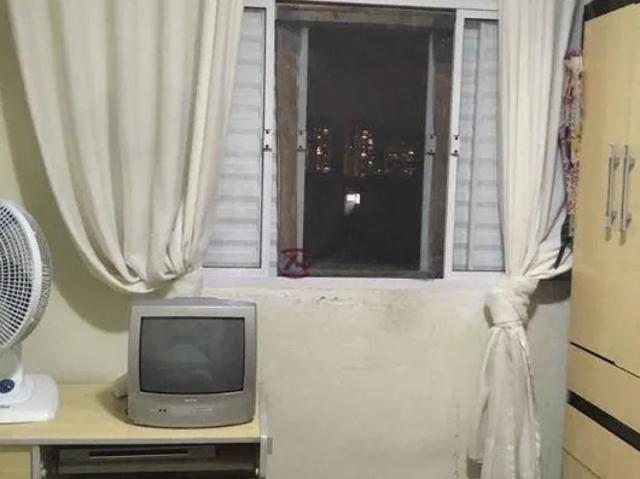 Apartamento na Lapa com 70m², 02 dormitórios, sala, cozinha, área de serviços, 01 banheiro, sem elev