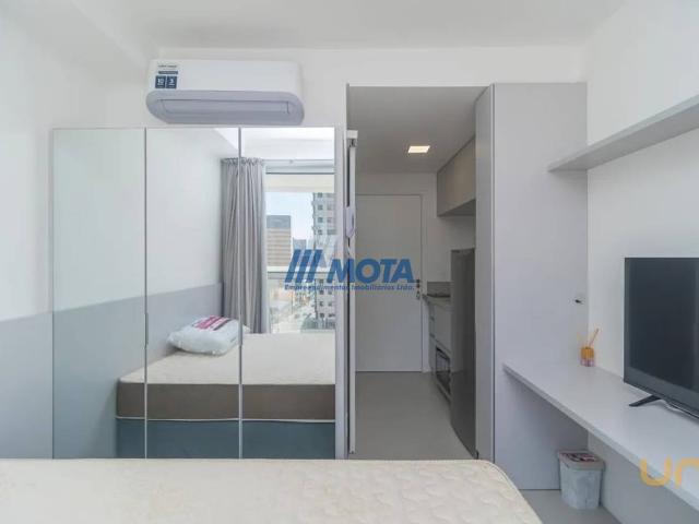 Apartamento na Lourenço Pinto Centro Curitiba PR, aluguel por R$ 2.000