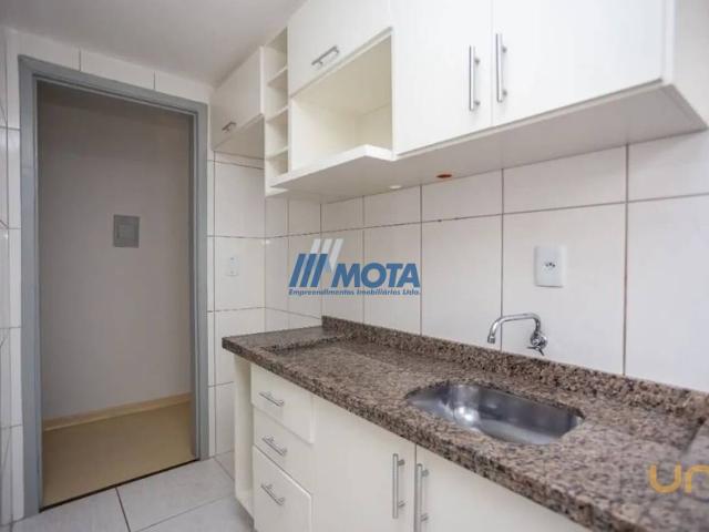 Apartamento na Martin Afonso Bigorrilho Curitiba PR, aluguel por R$ 1.980