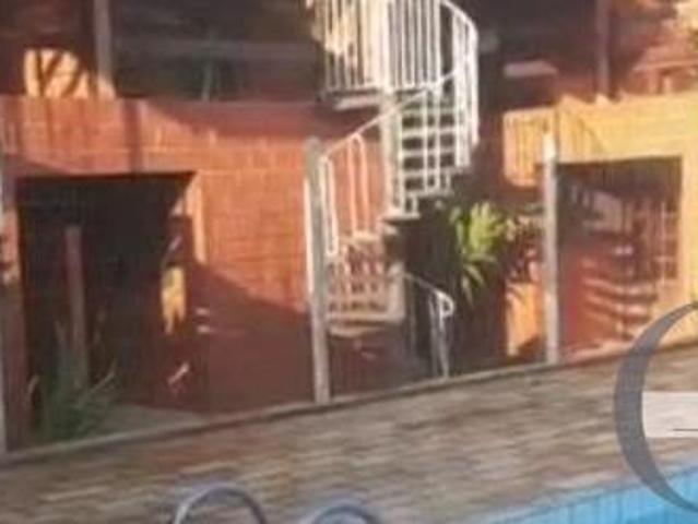 APARTAMENTO NA MARANDUBA EM UBATUBA
