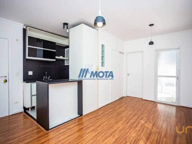 Apartamento na Marechal Deodoro Centro Curitiba PR, aluguel por R$ 1.900