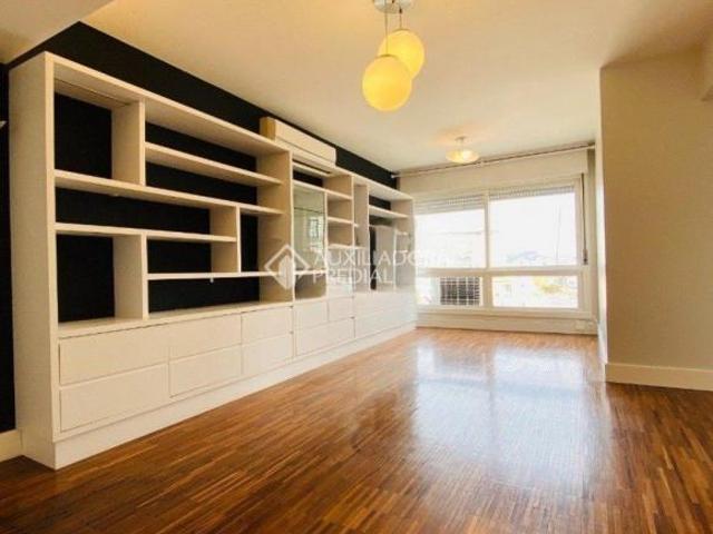 Apartamento na melhor lozalização do Bom Fim, com 2 dormitórios e vaga de garagm!