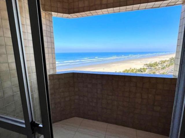 Apartamento na Mirim todo reformado com vista pro mar, 01 quarto!
