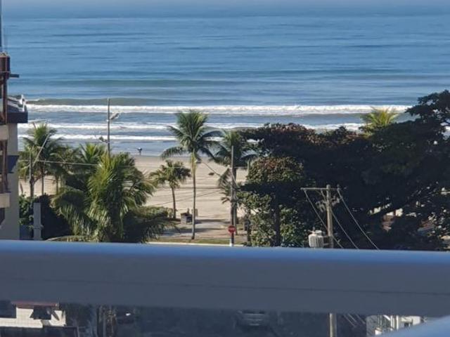 Apartamento na Mirim com vista pro mar, 02 quartos, 100m da praia!