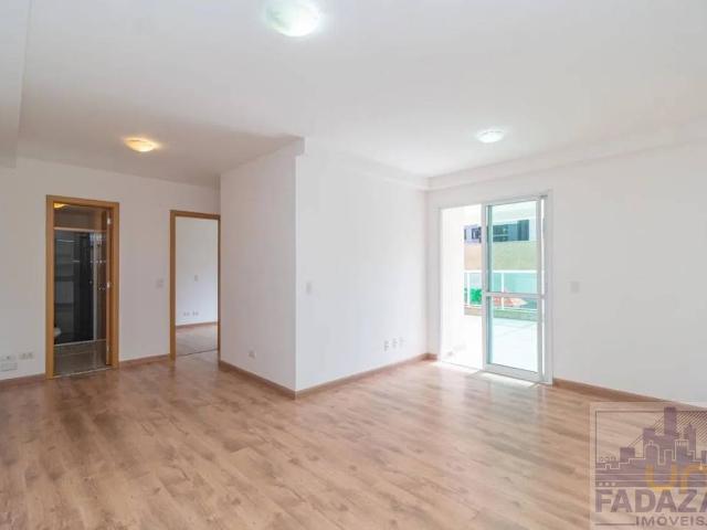 Apartamento na Monsenhor Ivo Zanlorenzi Mossunguê Curitiba PR, aluguel por R$ 3.350