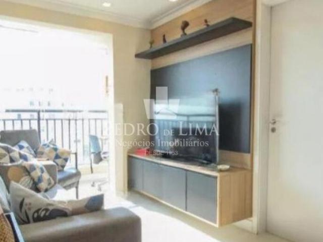 Apartamento na Mooca 45m², 1 suíte, lavabo, varanda e 1 vaga. Condomínio Praça Piratininga