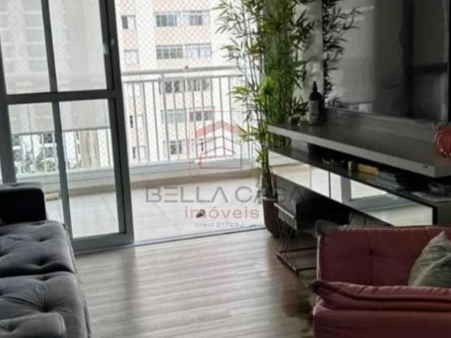 Apartamento na Mooca 82M², 3 dormitorioa, 2 vagas, varanda gourmet. Excelente preço