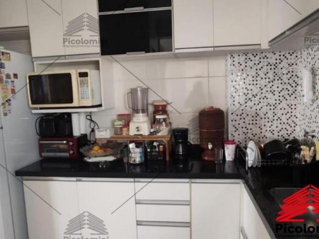 Apartamento na Mooca, com 02 dormitórios, sala ampla, cozinha, 02 banheiros, área de serviço