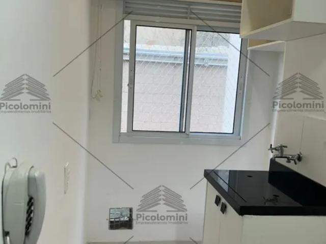 Apartamento na Mooca, com 02 dormitórios, sala, cozinha, área de serviço, 01 banheiro