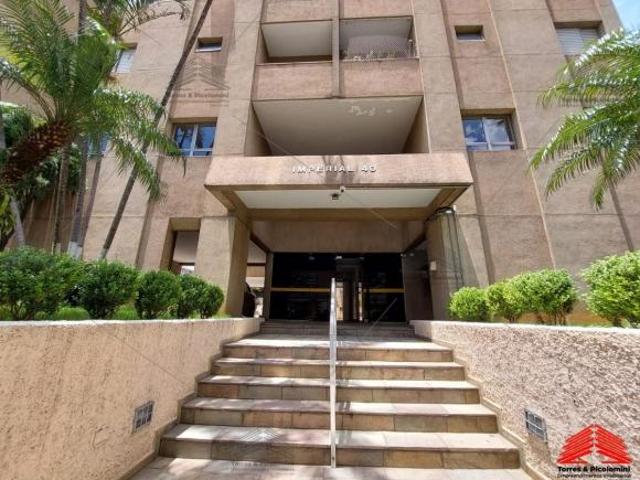 Apartamento na Mooca com 1 dormitório, vaga de garagem, 2 banheiros, vista panorâmica de São Paulo