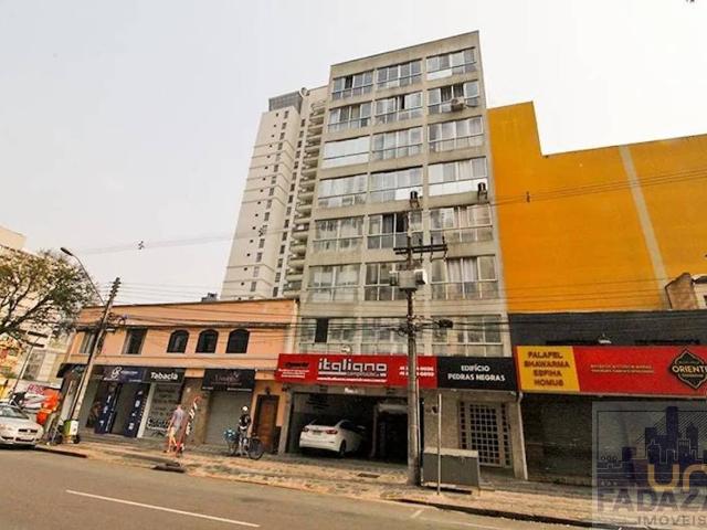 Apartamento na Nilo Cairo Centro Curitiba PR, aluguel por R$ 1.200