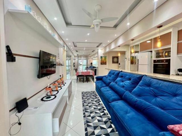 Apartamento na Ocian, 2 dorm, 1 suíte, sacada gourmet, lazer completo, 87m²