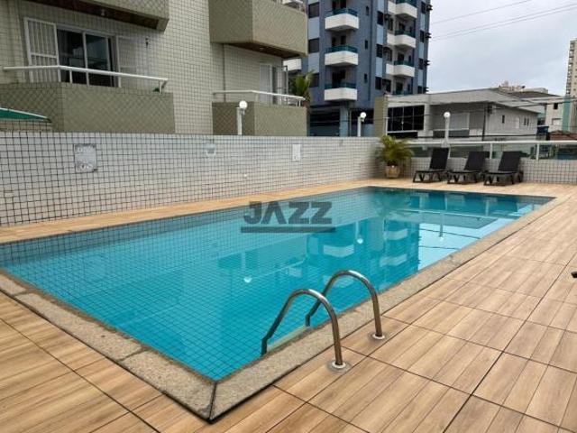 Apartamento na Ocian com 1 Quarto Amplo, Sacada e Lazer Completo a 100m da Praia