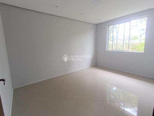 APARTAMENTO NA OLARIA