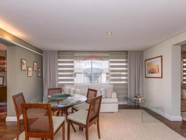Apartamento na Oscar Freire
