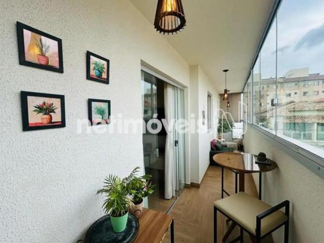 Apartamento na Pampulha com varanda