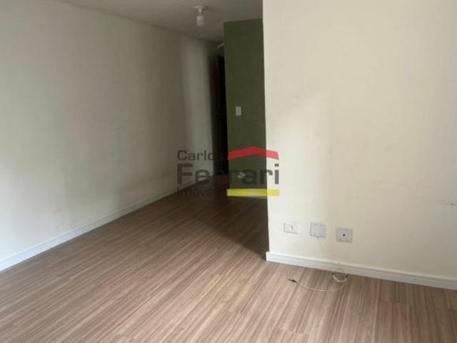 APARTAMENTO NA PARADA PINTO COM 2 DORMITÓRIOS, 1 VAGA DE GARAGEM E LAZER