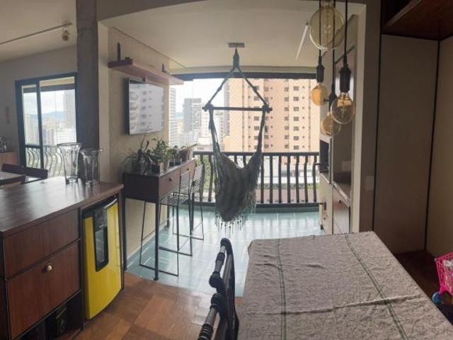 Apartamento na Pompéia com 158m², 3 suítes climatizadas, elevador privativo, 3 vagas e lazer clube p
