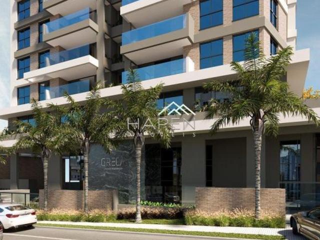 Apartamento na Planta 3 suítes no Água Verde