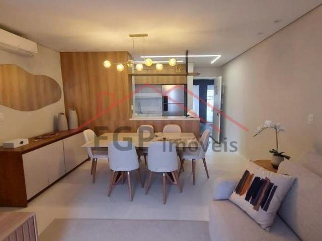 Apartamento na planta 02 dormitórios sendo 1 suíte, sala 2 ambientes com varanda gourmet e integrada