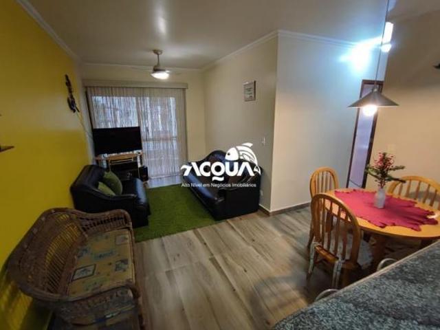 Apartamento na praia da Enseada Guarujá