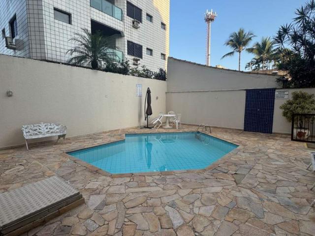 Apartamento na praia da Enseada, Guarujá SP,100 metros da praia