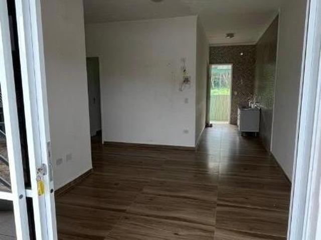 Apartamento na praia da Maranduba com 1 dormitório