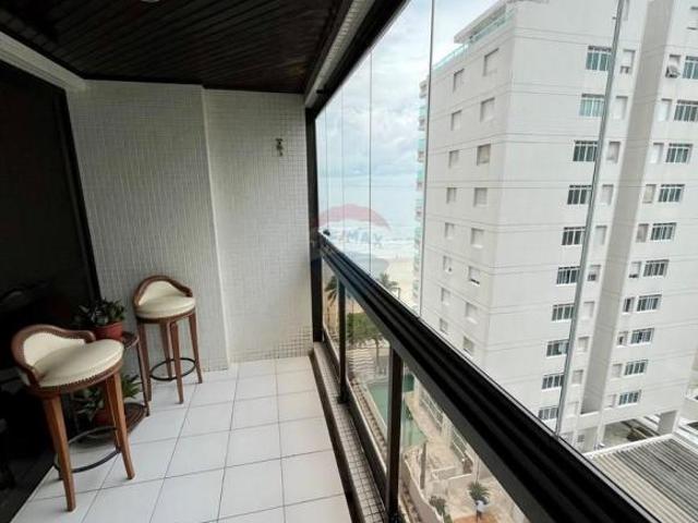 Apartamento na Praia das Astúrias com Vista pro Mar, Piscina e Segurança 24h