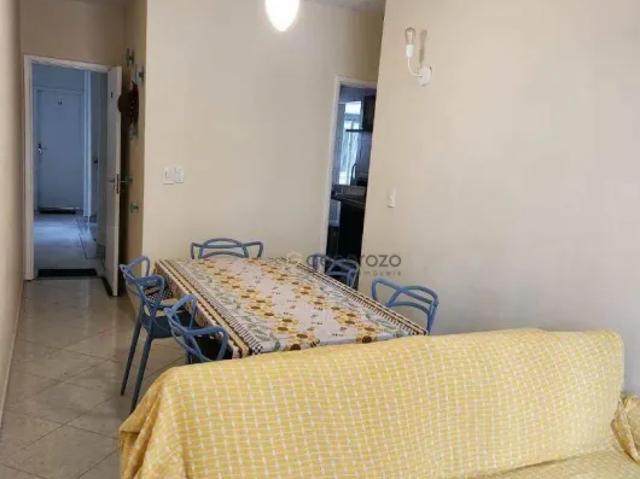 Apartamento na praia das Pitangueiras, 03 dormitórios, 01 vaga