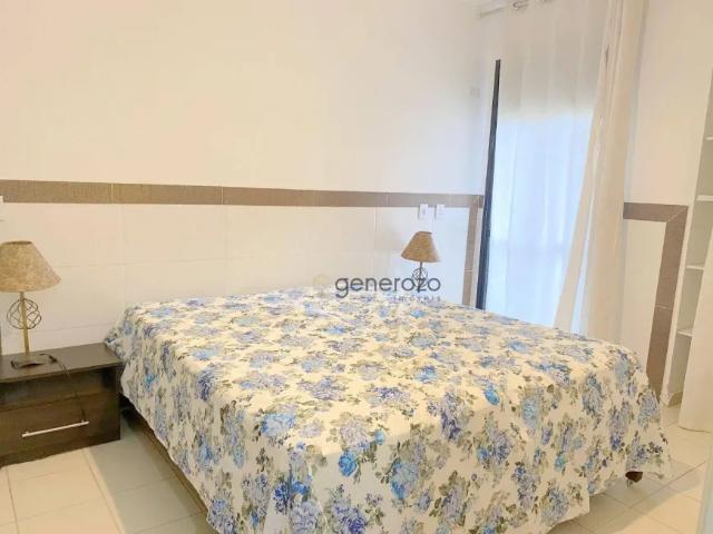 Apartamento na praia das Pitangueiras, 03 dormitórios, 02 vagas, lazer