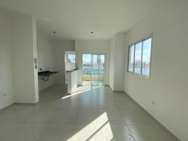 Apartamento na Praia de Itanhaém