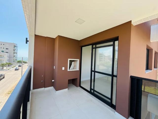 Apartamento na Praia de Palmas/SC, a pouquíssimos metros da praia
