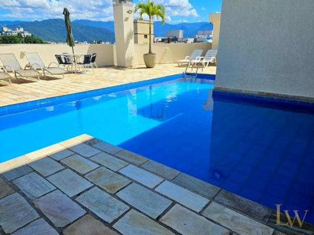 Apartamento na praia do tenório com 02 dormitórios e varanda gourmet