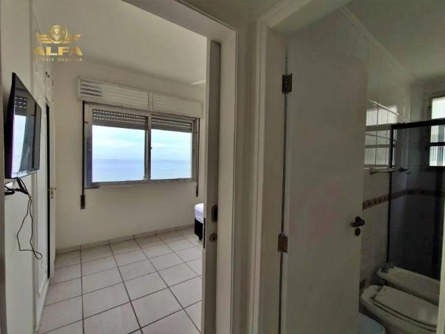 Apartamento na praia, Frente ao mar, 3 dormitórios, 3 suítes, 1 vaga, Pitangueiras, Guarujá