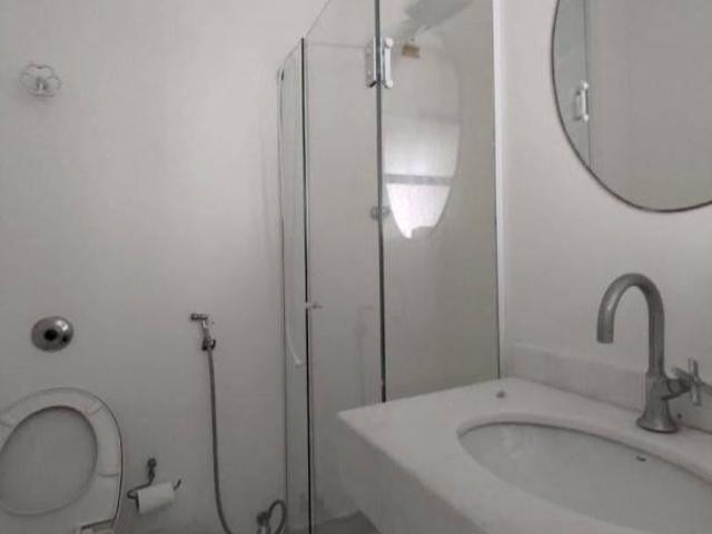 Apartamento na praia Frente ao mar 4 suítes Sacada 1 vaga Pitangueiras Guarujá