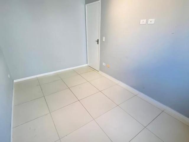 apartamento na praia grande de 01 dormitório com piscina