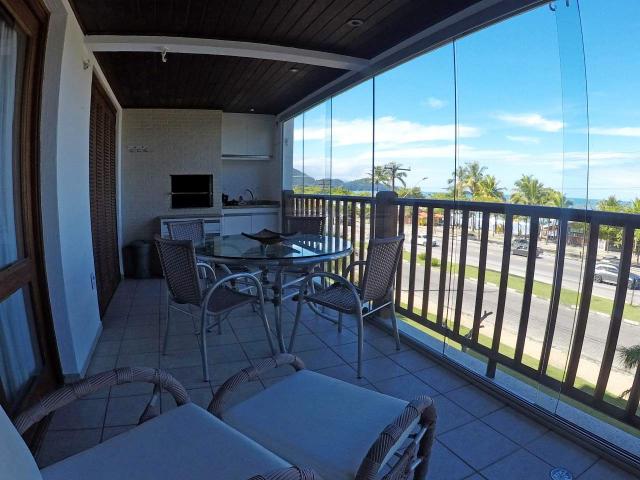 Apartamento na praia grande/ Ubatuba frente ao mar vista panorâmica
